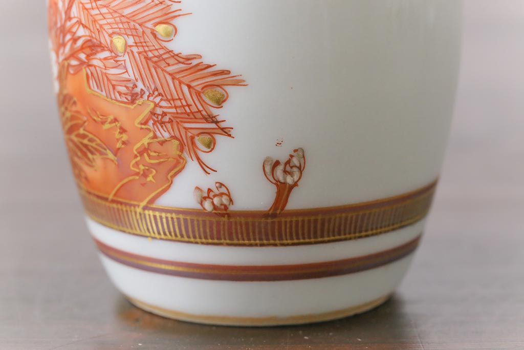 和製アンティーク 九谷赤絵 牡丹花鳥 孔雀 箱付き 徳利・お猪口 和製アンティーク 九谷赤絵 牡丹花鳥 孔雀 箱付き 徳利・お猪口